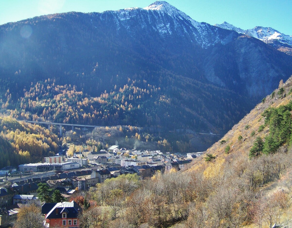 Fourneaux à FOURNEAUX 73500