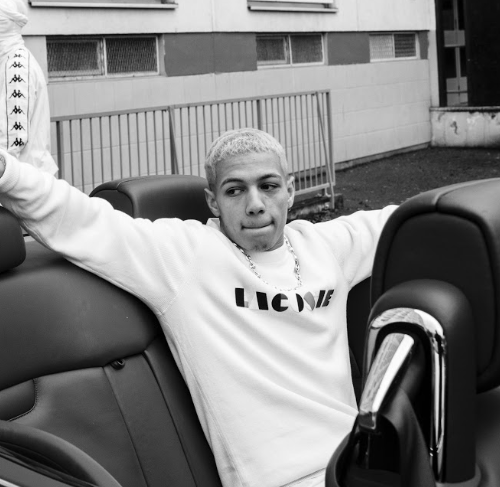 LARRY | Musique - Rap | 18 décembre 2020 à Genève