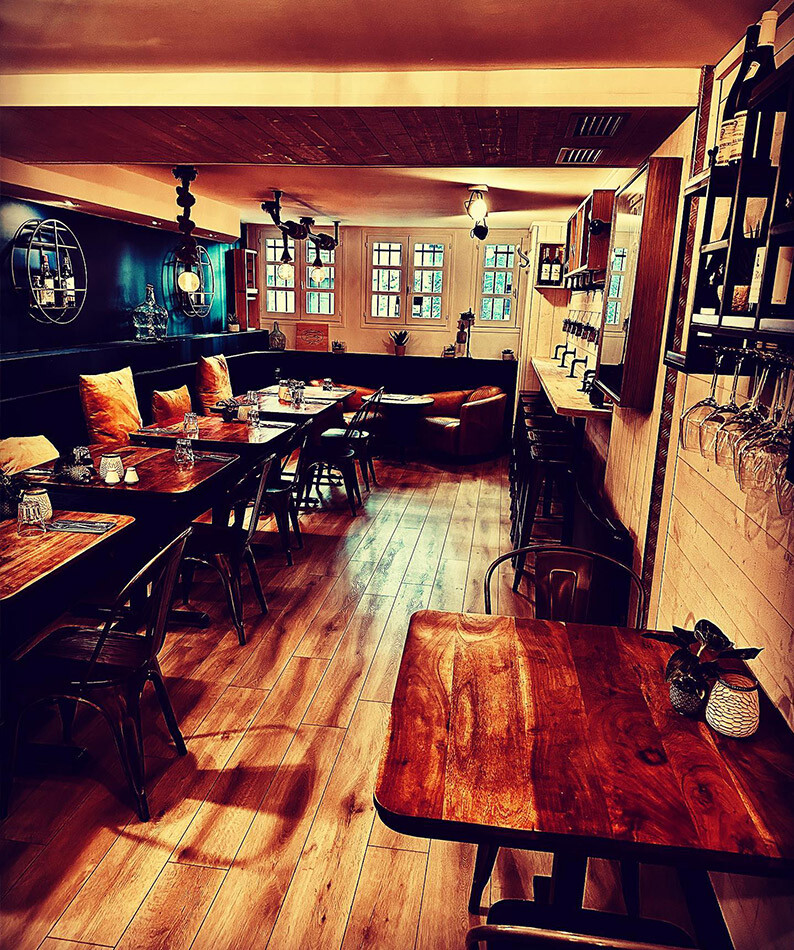 Le P'tit cru : le bar à vin le plus gastronomique d'Annecy | Pour les ...