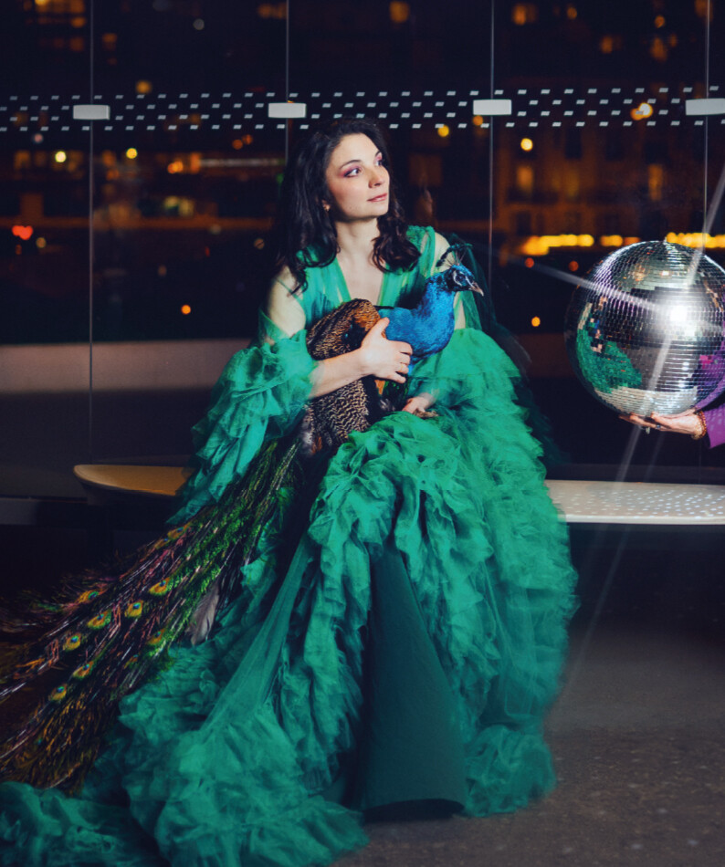 Diane Segard, l'humoriste BCBG sera en tournée dans toute la France ...